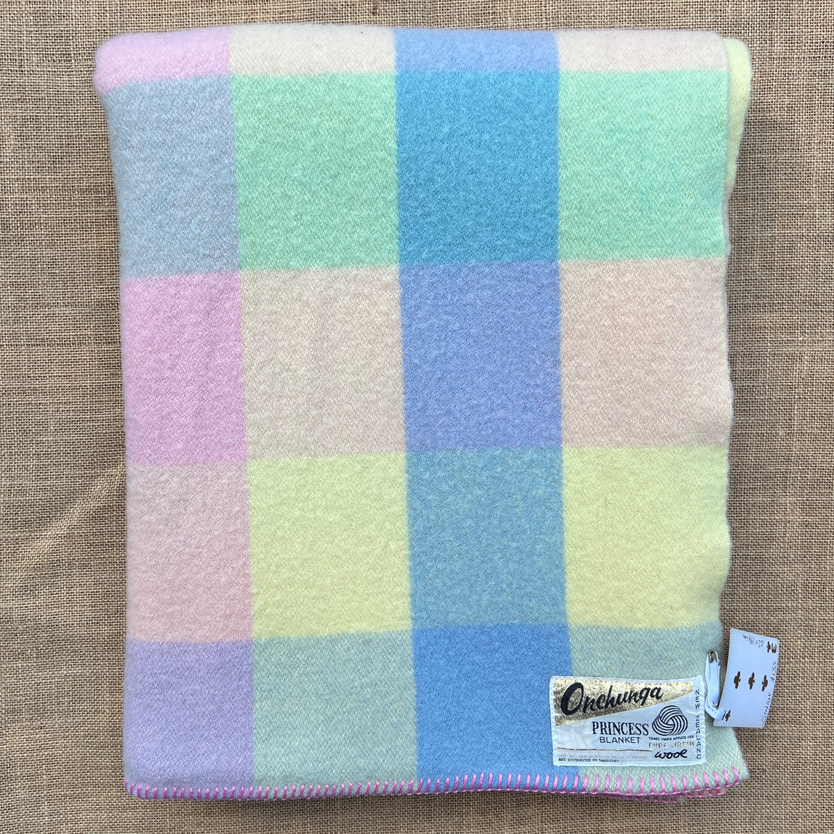 Classic and Soft Princess SINGLE Retro New Zealand Wool Blanket – Fresh ...