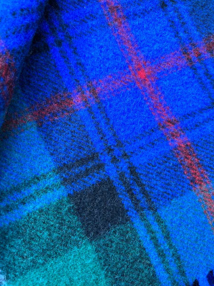 Thick and Cosy Wool Rich TRAVEL RUG - Australian made – Fresh Retro Love